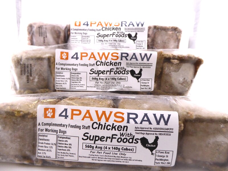 Chicken with SUPERFOODS! **new formula** in 560g packs (4 x 140g blocks) - 4PAWSRAW